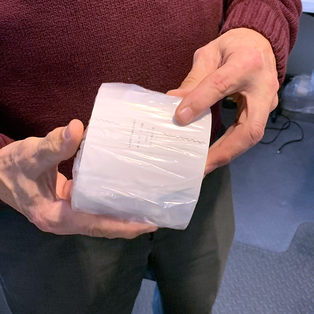 CONTACT LABEL QUEST – LABEL QUEST